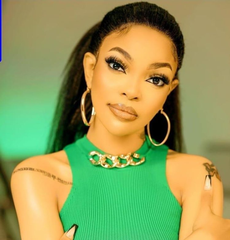 Wema Sepetu yamanjiriwe ubwo yabazwaga imyaka afite ku isabukuru ye ...